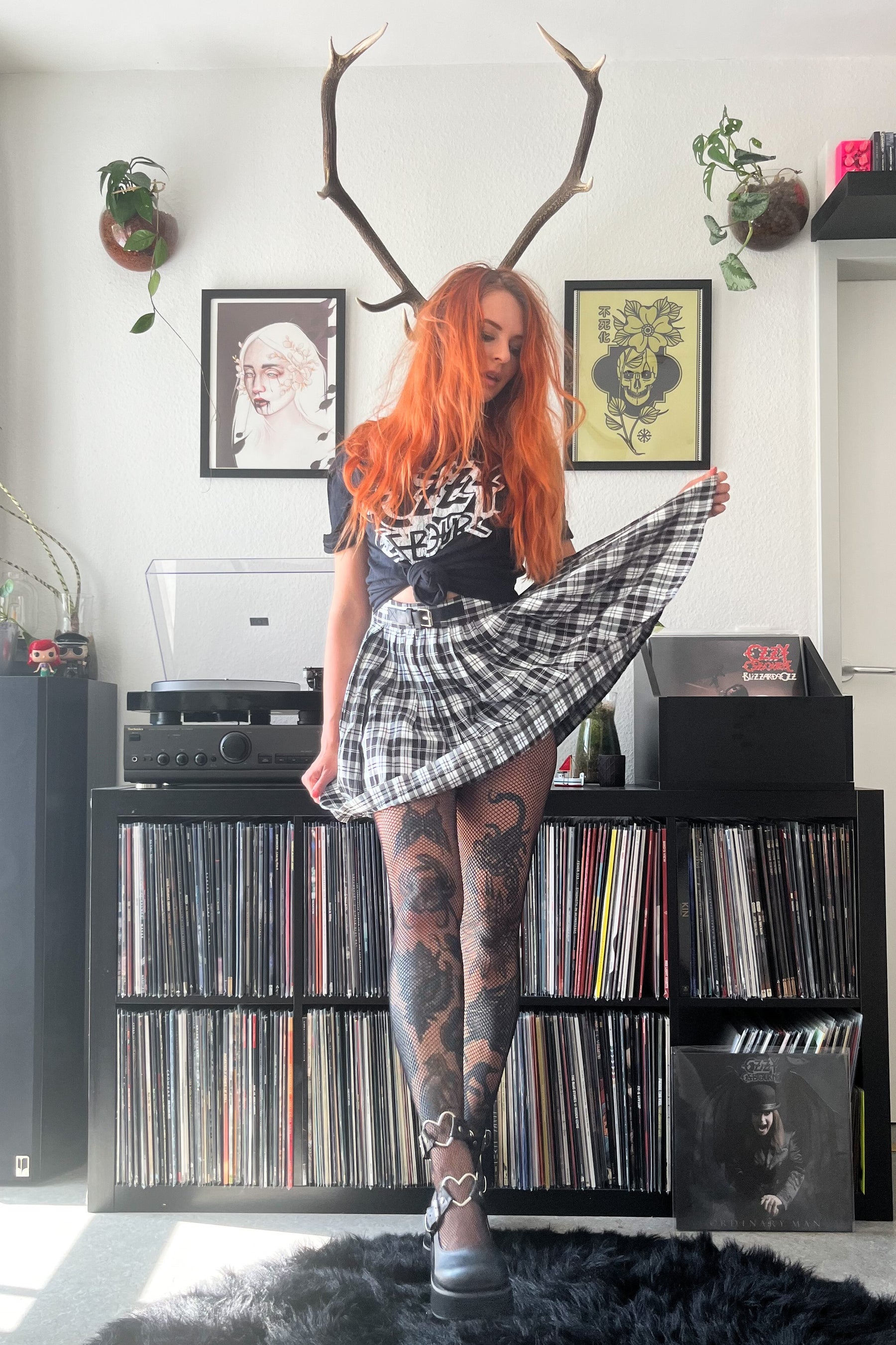 Ozzy Osbourne Vintage Logo T-Shirt | Ro Rox Boutique | Ro Rox