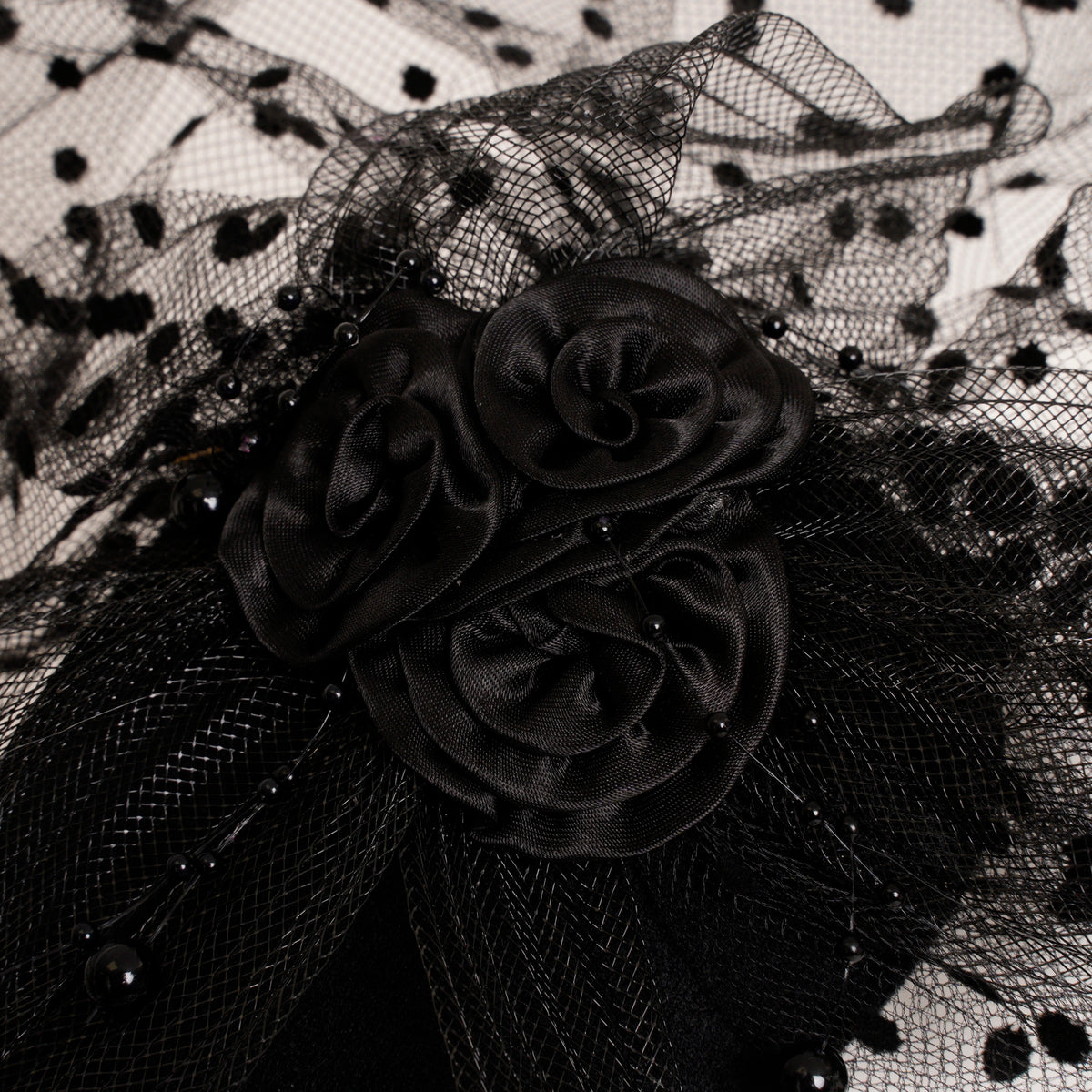 Ro Rox Retro 1940's 1950's Fascinator Net Triple Rose Hat | Ro Rox